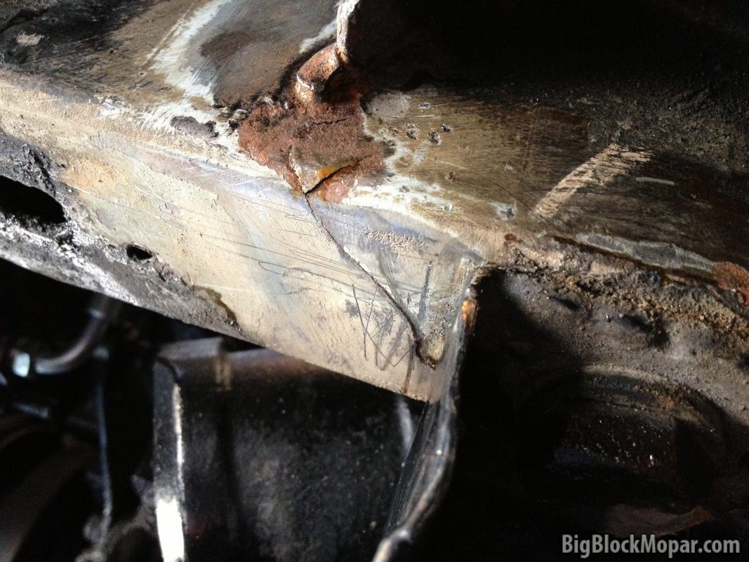 1973 Dodge Dart Frame rails cracked damage – IMG_2780